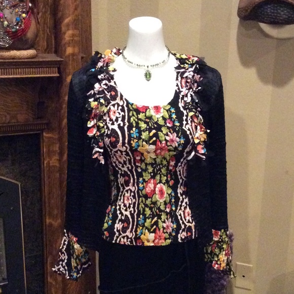 Alberto Makali | Tops | Alberto Makali Floral Camitank Cardi Set | Poshmark